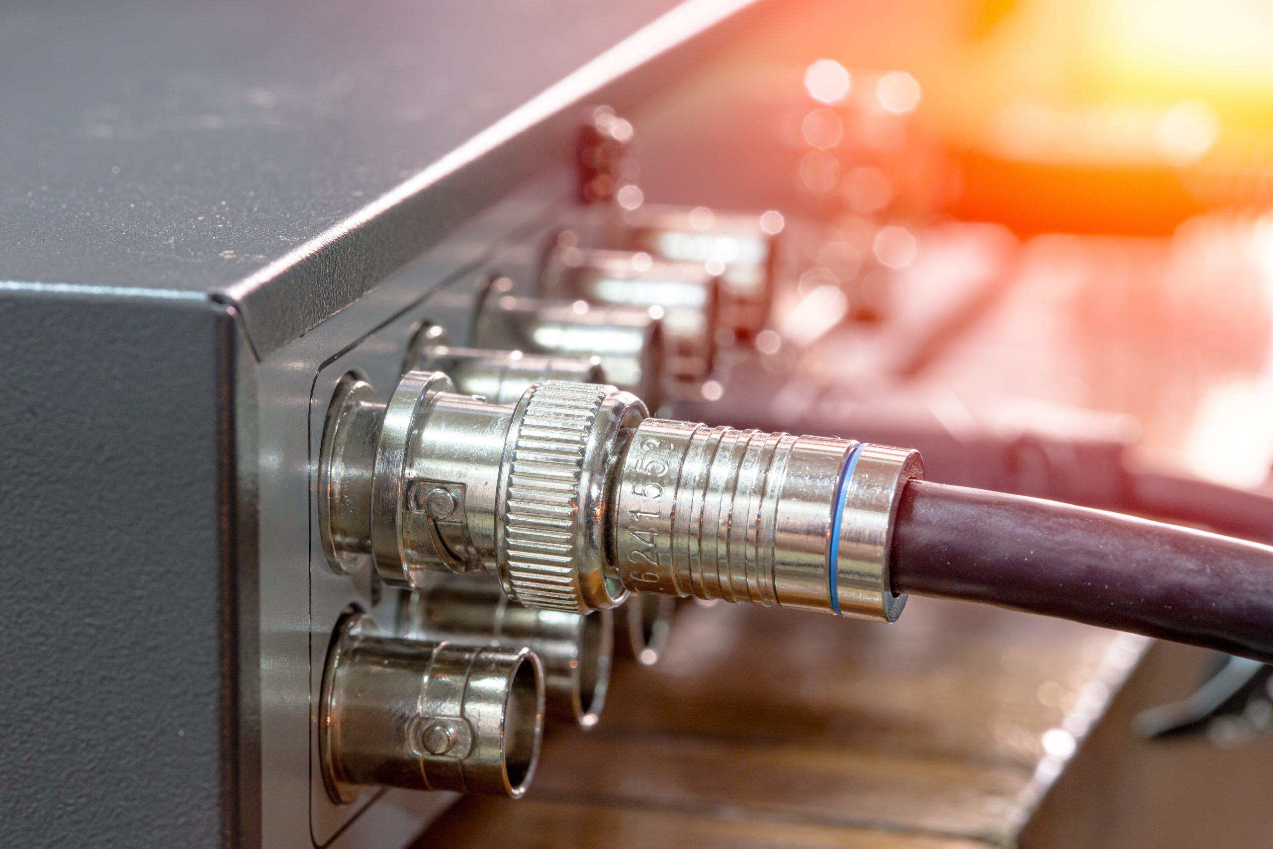 Why you should have a TV antenna, even if you subscribe to cable - The ...